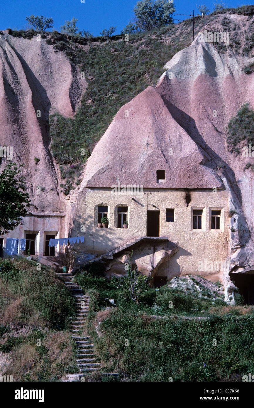 Earth sheltered housing hi-res stock photography and images - Alamy