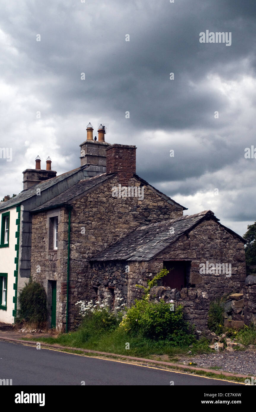 lone stone house Stock Photo - Alamy