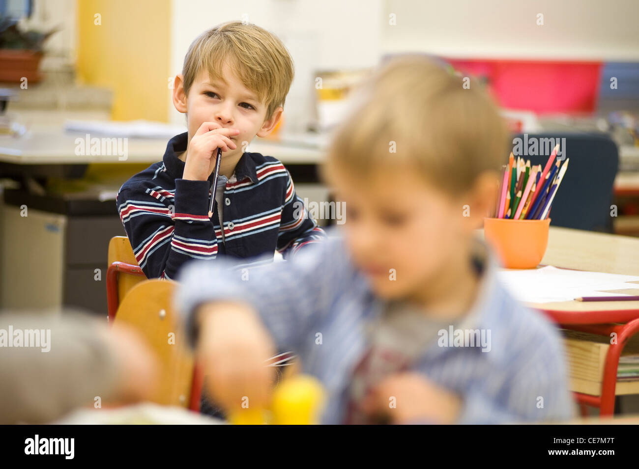 Primary school classroom hi-res stock photography and images - Alamy