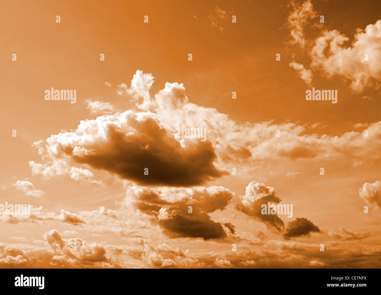Bright sunset below cloud hi-res stock photography and images - Alamy
