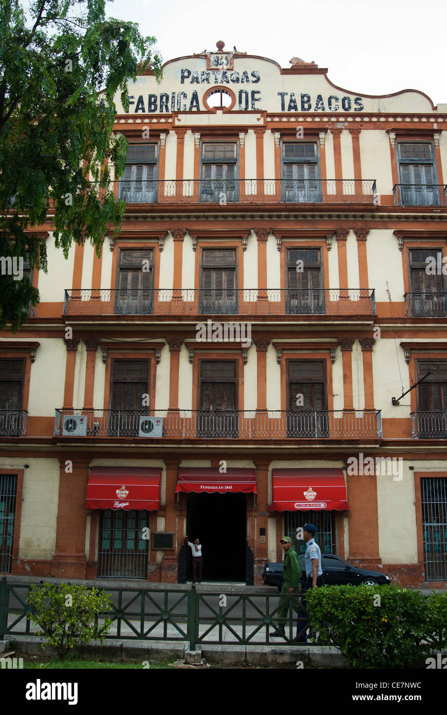 Real fabrica de tabacos partagas hi-res stock photography and images ...