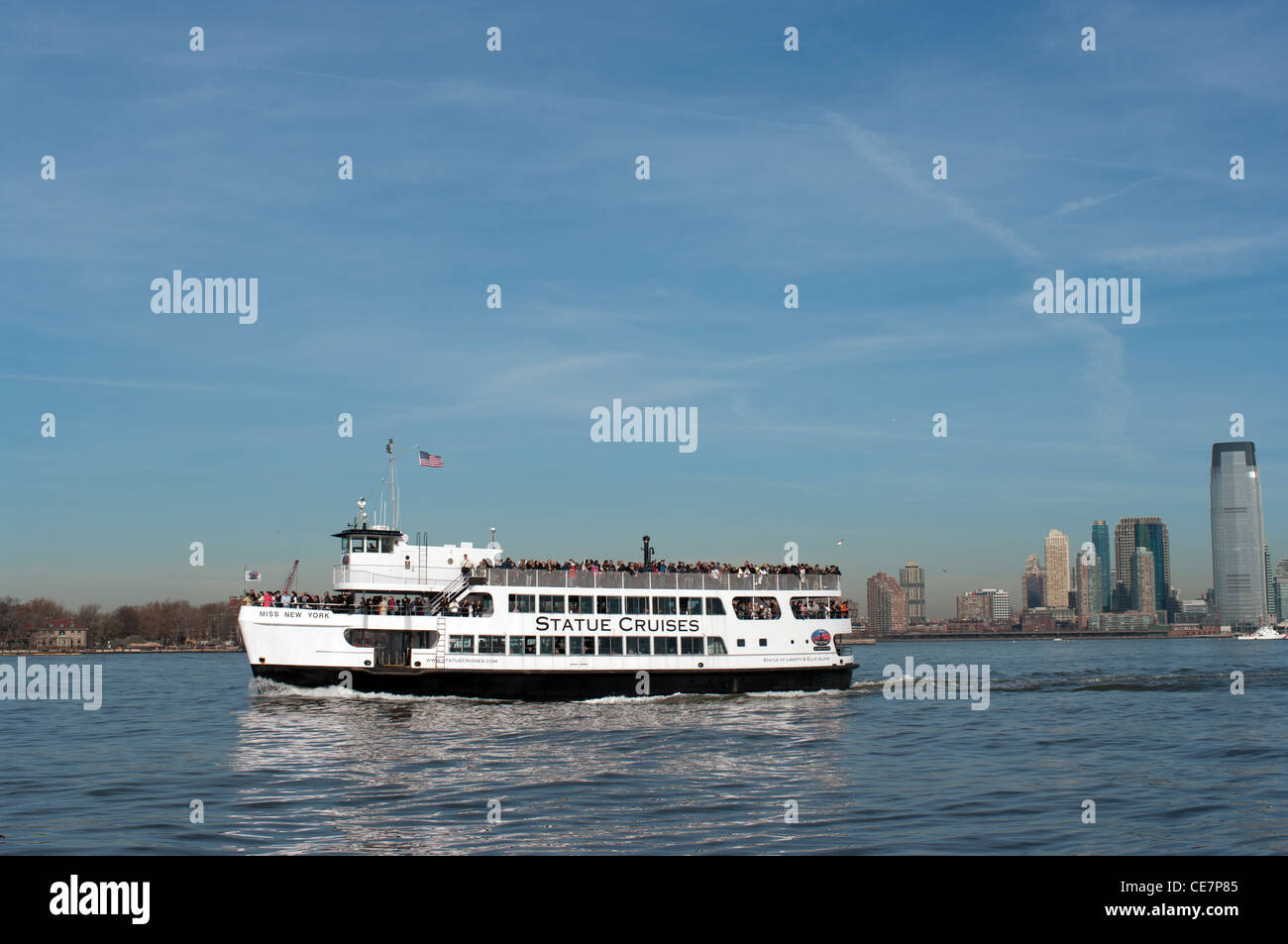 Statue Cruises on Hudson River heading toward Statue of Liberty, New ...