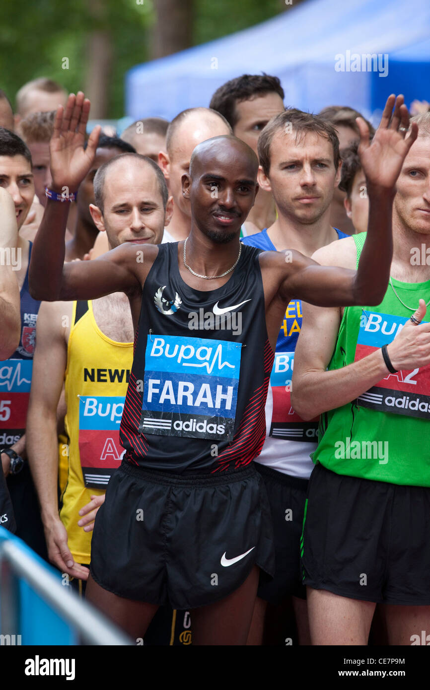 BUPA London 10,000 m Run. Annual Road Race. Mo Farah, centre Stock ...