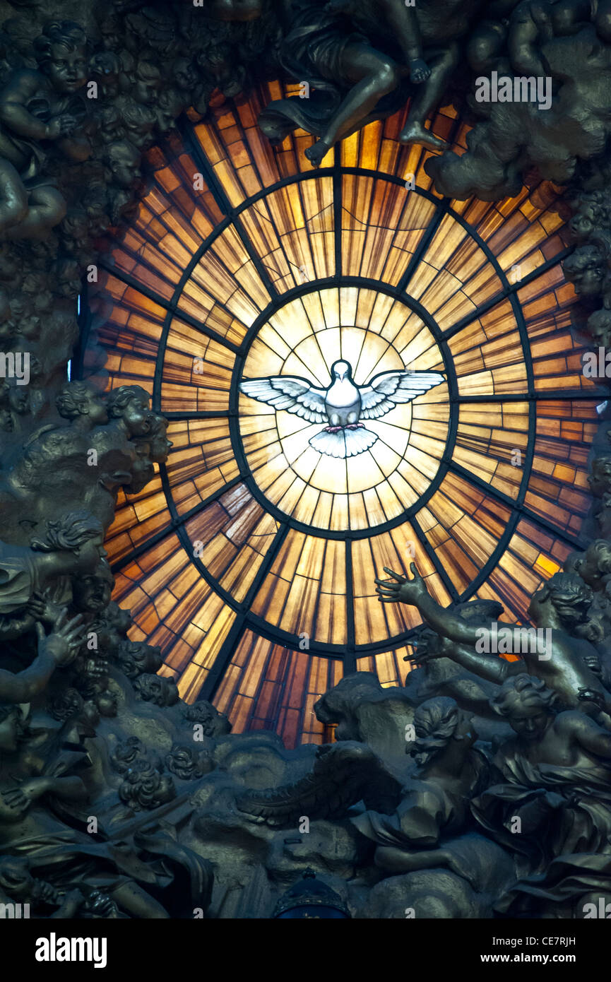 Stained glass window dove hi-res stock photography and images - Alamy