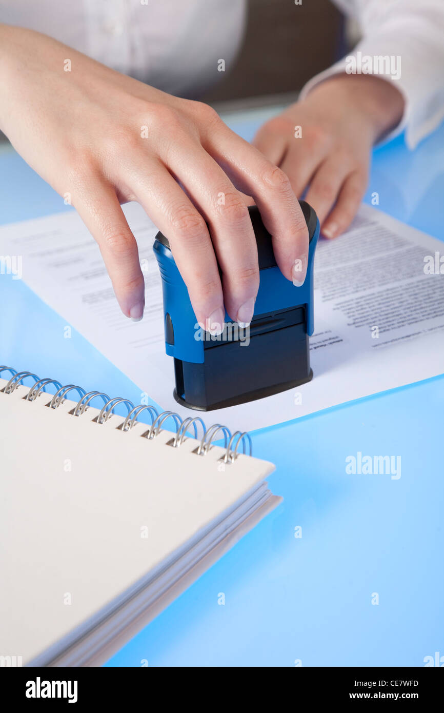 Notary stamp hi-res stock photography and images - Alamy
