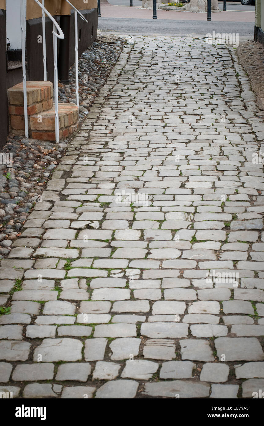 Cobblestone street in england hi-res stock photography and images - Alamy