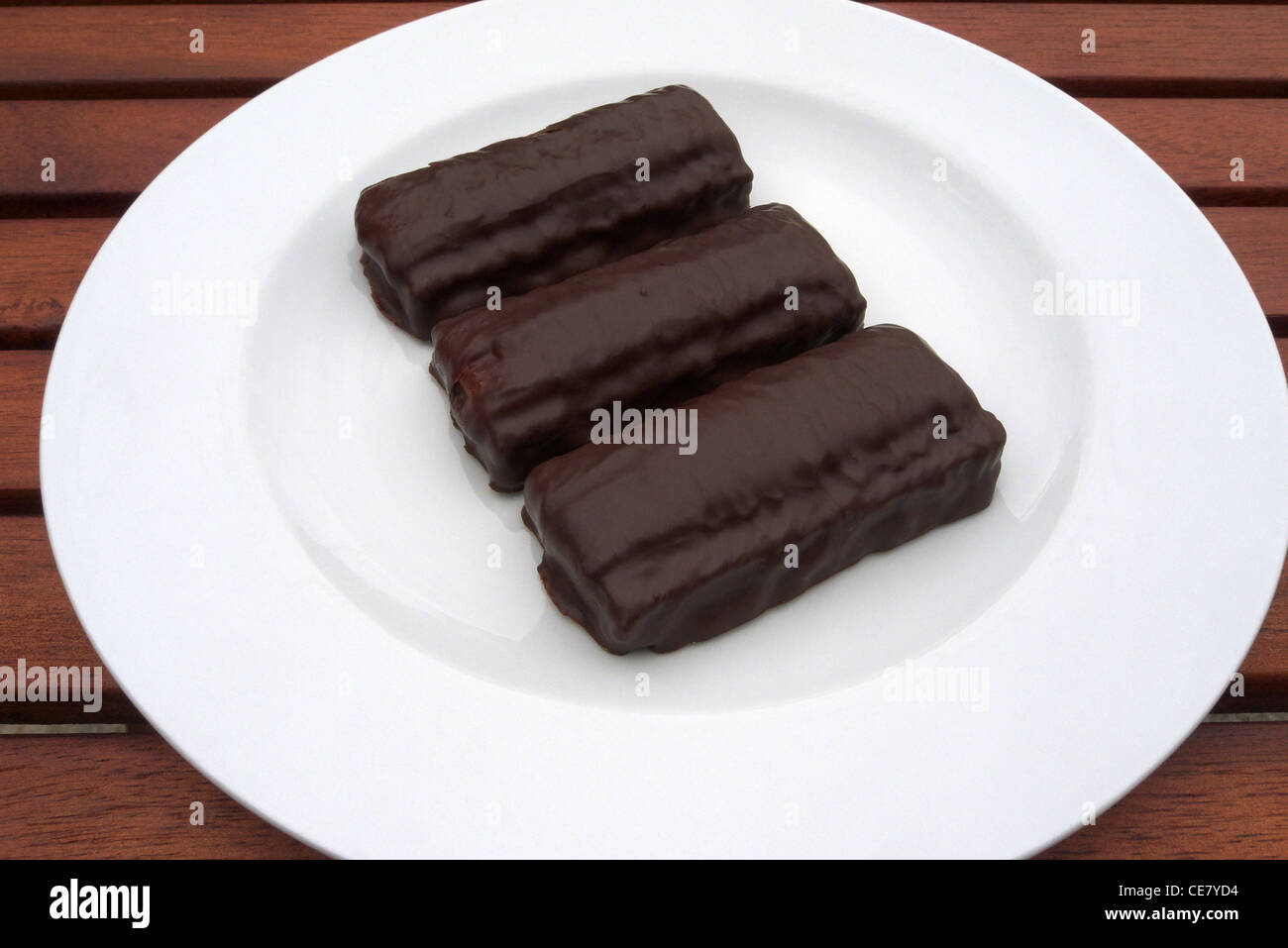Jaffa cake bar hi-res stock photography and images - Alamy