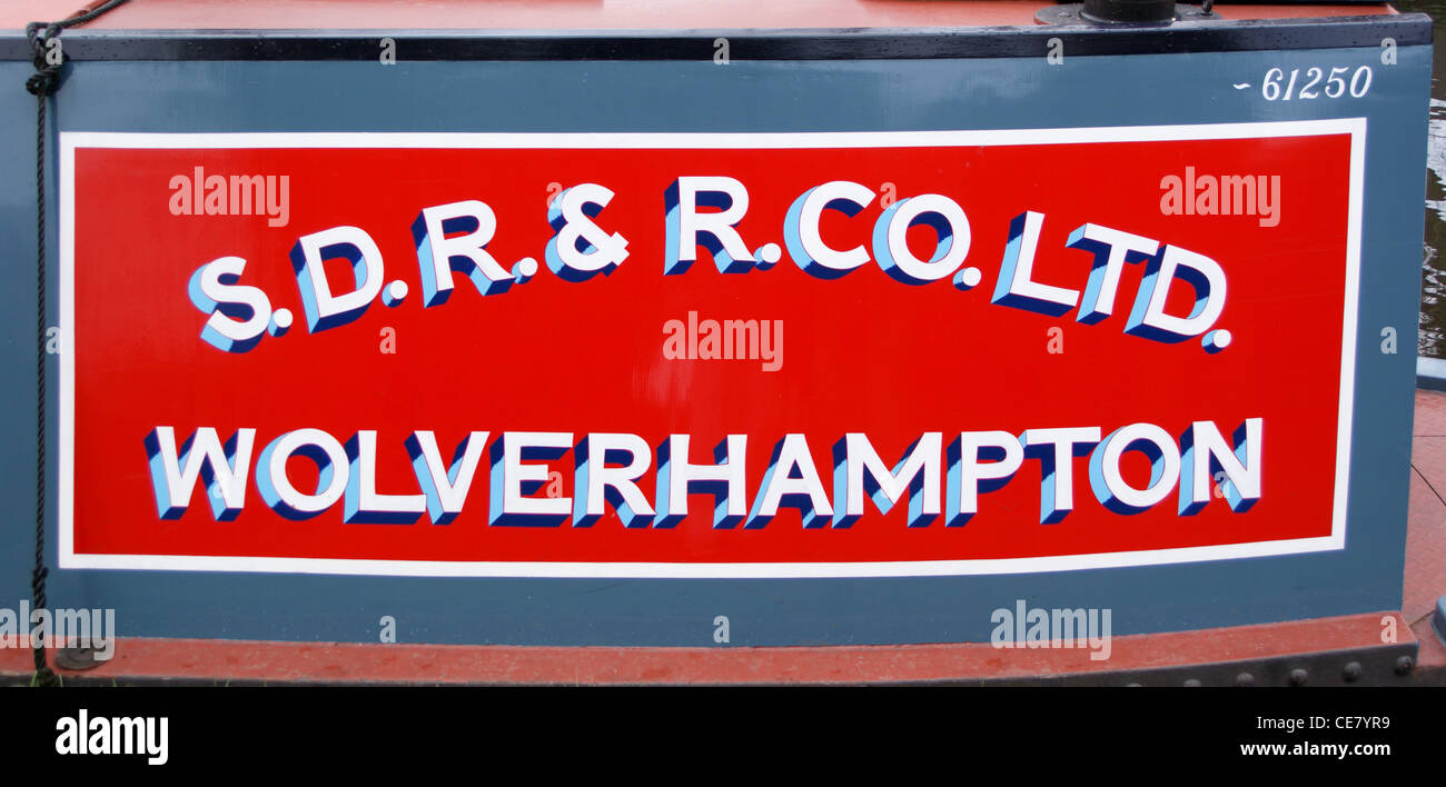 Narrowboat sign hi-res stock photography and images - Alamy