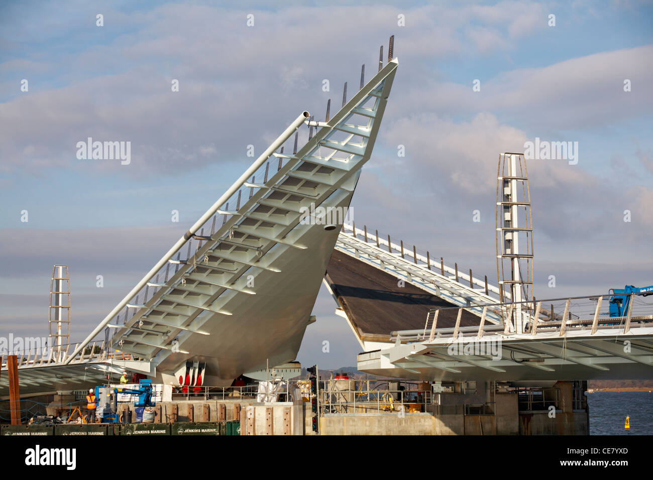 testing the opening of the new twin sails lifting bridge over Poole ...