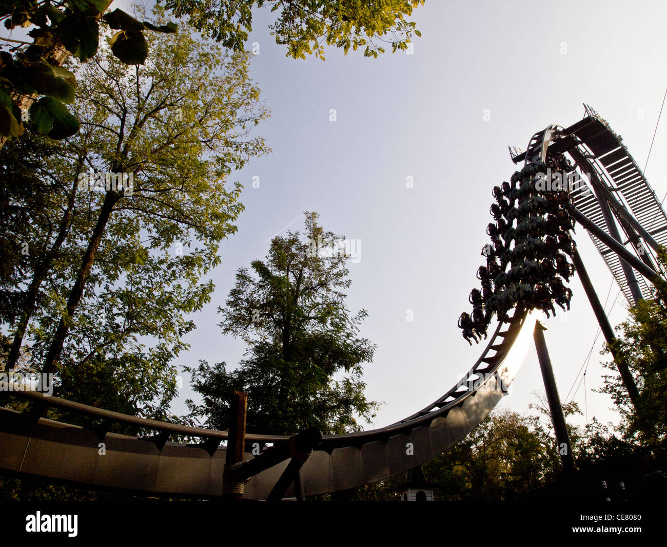 Parco divertimenti hi-res stock photography and images - Alamy