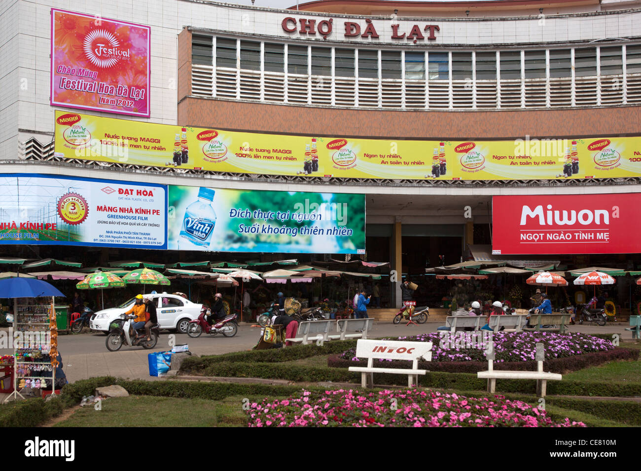 Central Market (Cho) Dalat Vietnam Stock Photo - Alamy