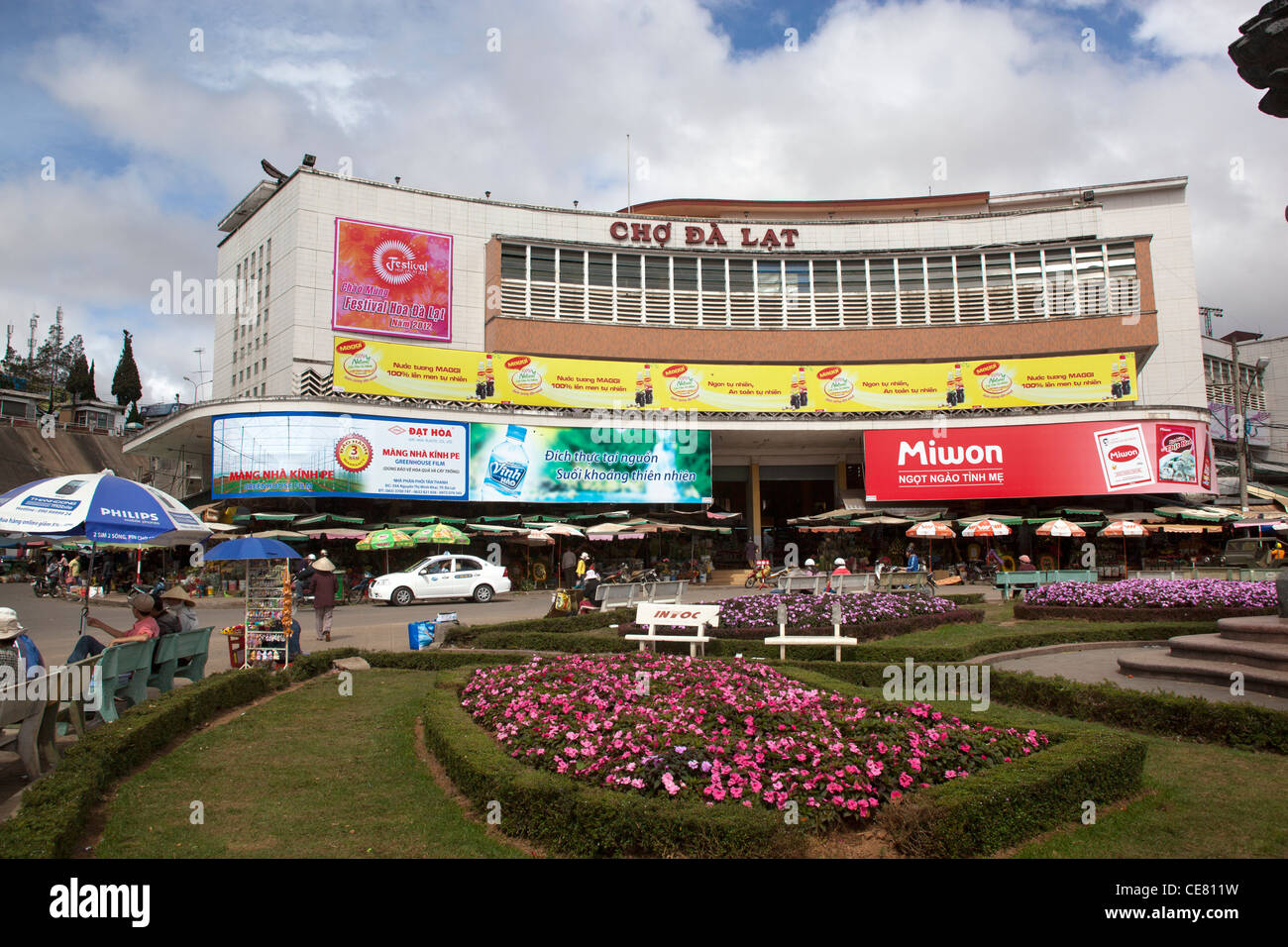 Central Market (Cho) Dalat Vietnam Stock Photo - Alamy