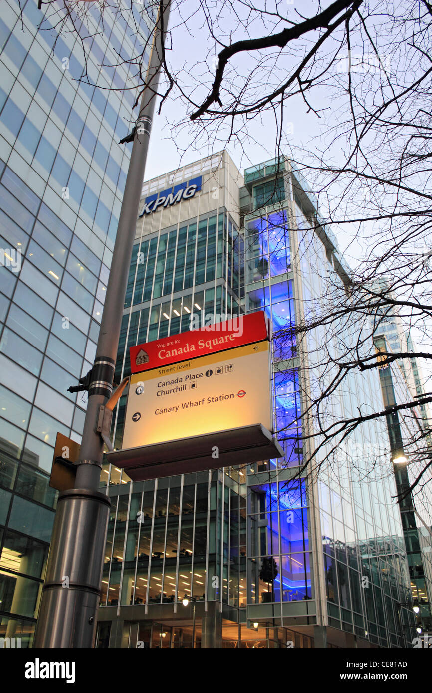 Modern tower blocks hi-res stock photography and images - Alamy