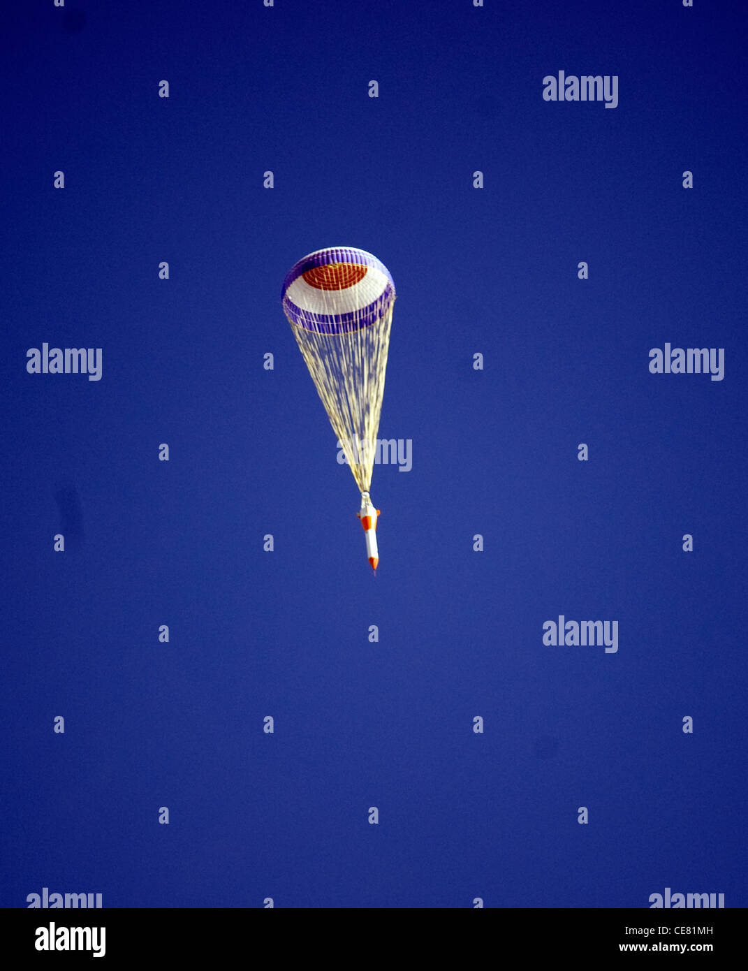 A jumbo drop test vehicle hi-res stock photography and images - Alamy