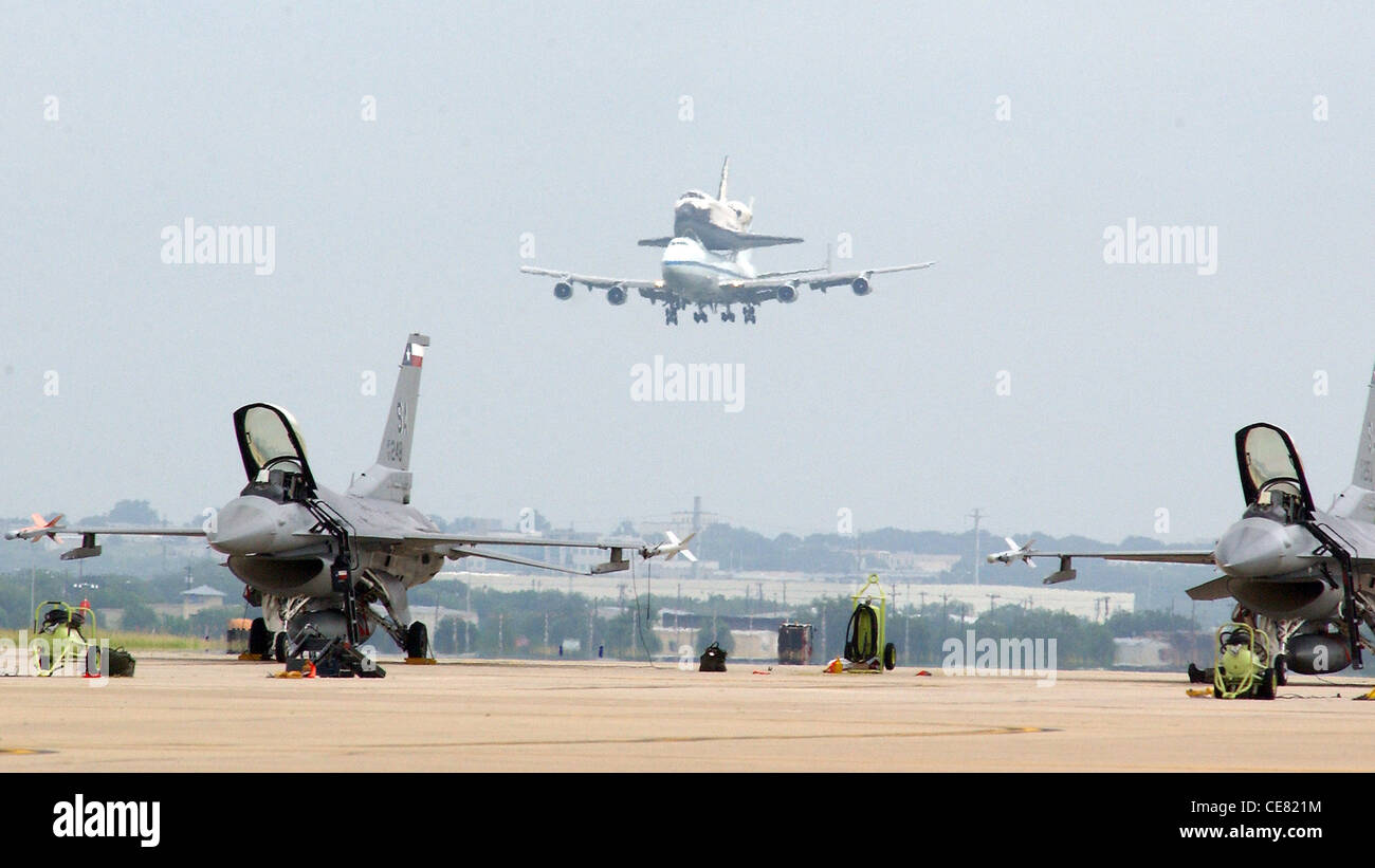 Modified boeing hi-res stock photography and images - Alamy