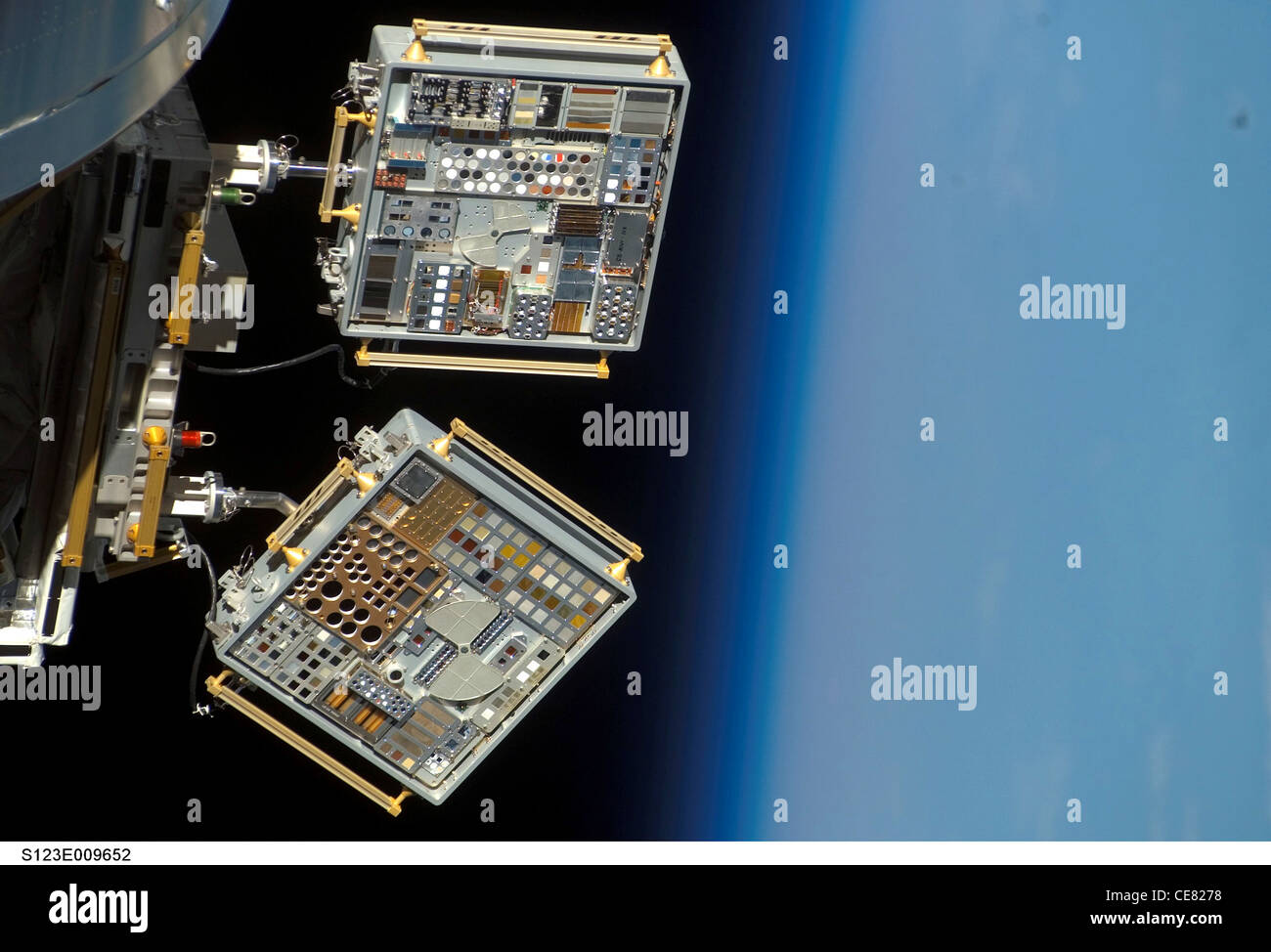 Materials international space station experiments hi-res stock ...