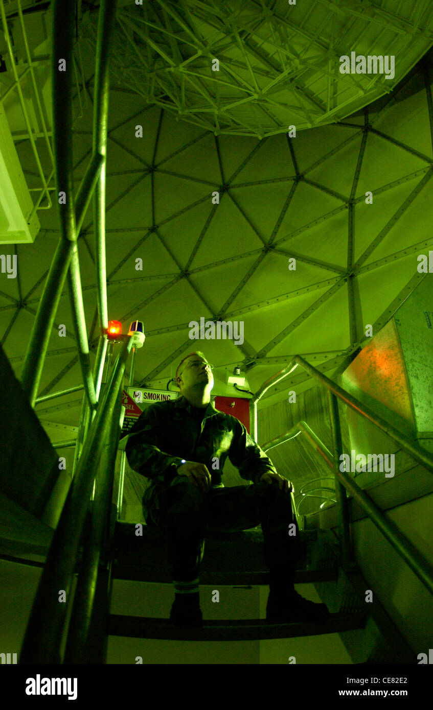 Space tracking radar hi-res stock photography and images - Alamy