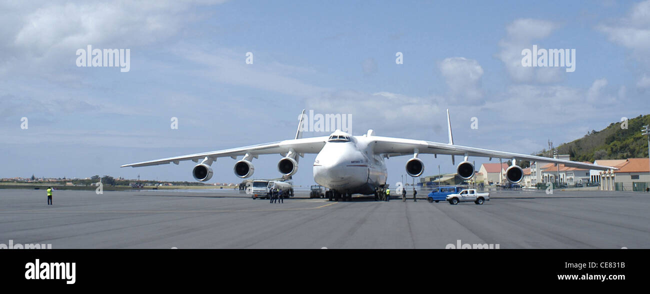 The Antonov An-225, the world's largest aircraft, was serviced and ...