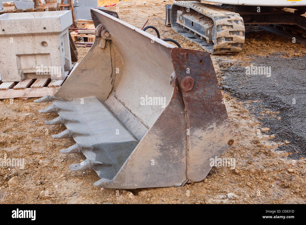 Digger bucket building hi-res stock photography and images - Alamy