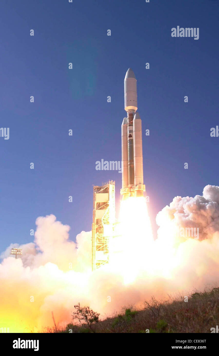 Lockheed Martin's Titan IV B rocket successfully launches a classified ...