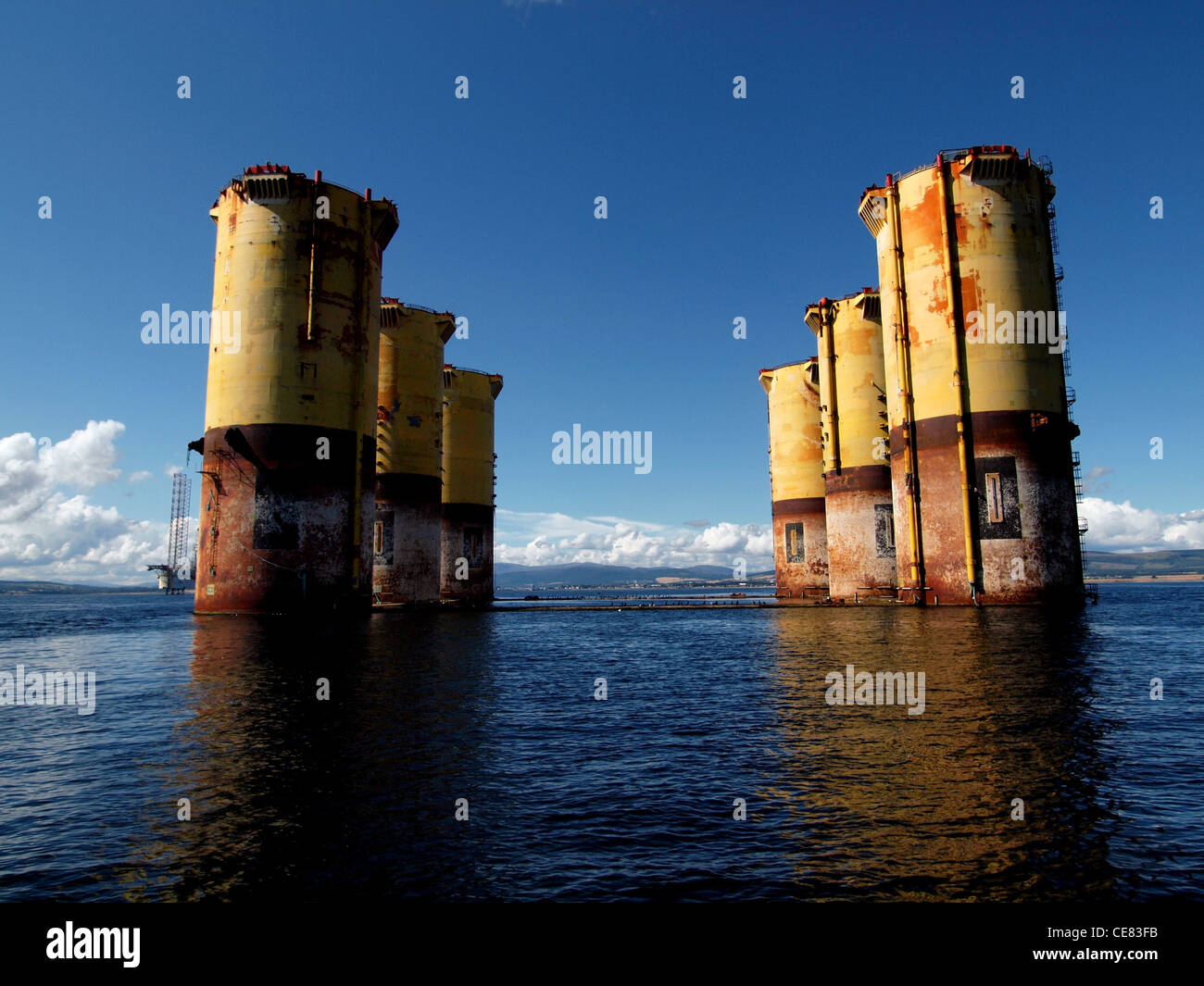 Oil Rig North Sea Aberdeen High Resolution Stock Photography and Images ...