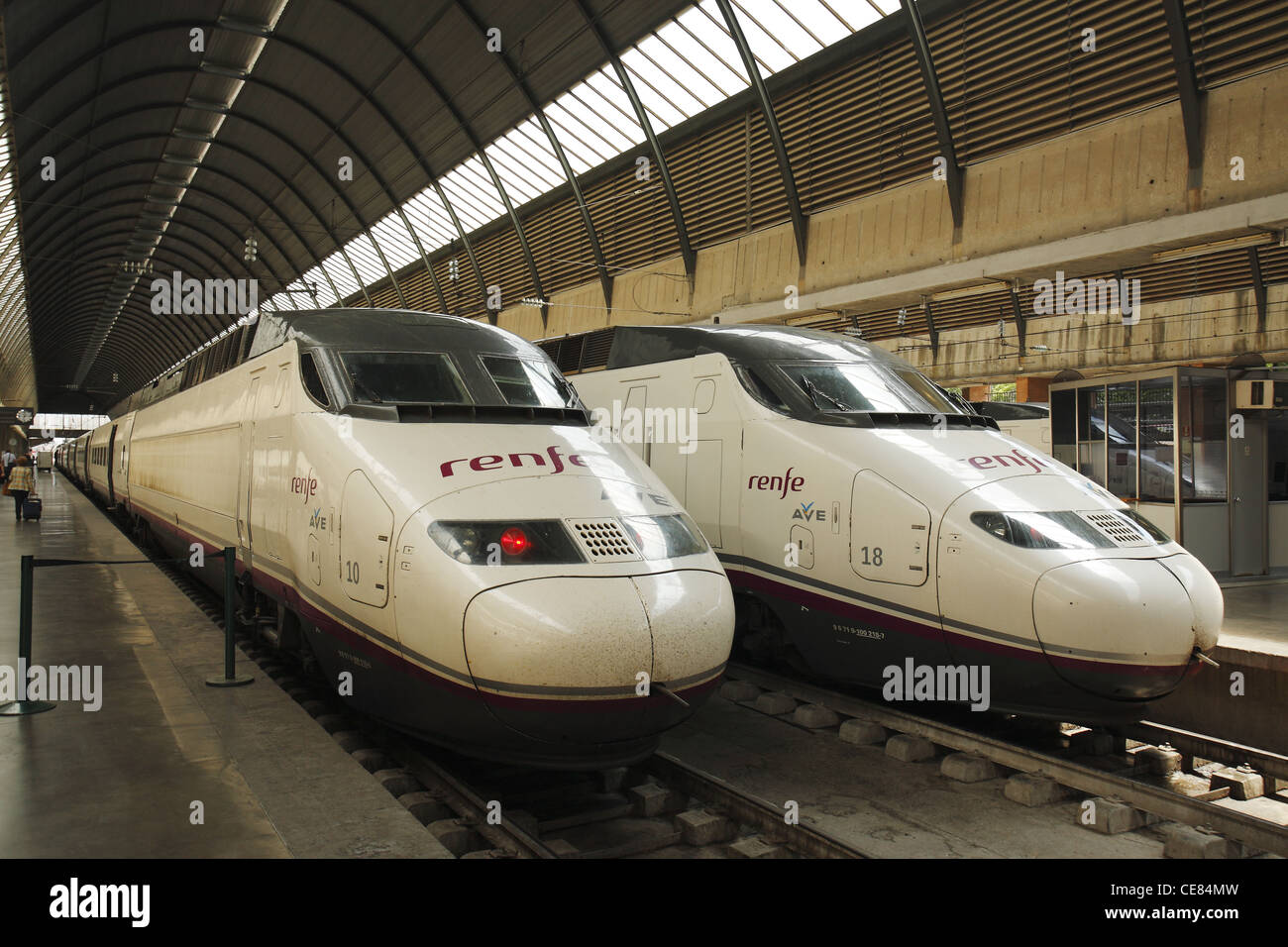 Ave trains hi-res stock photography and images - Alamy