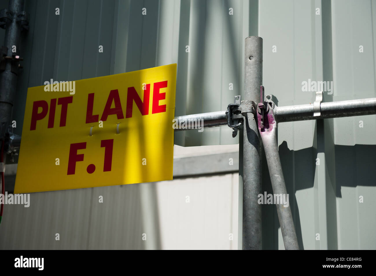 Formula 1 pit lane hi-res stock photography and images - Alamy