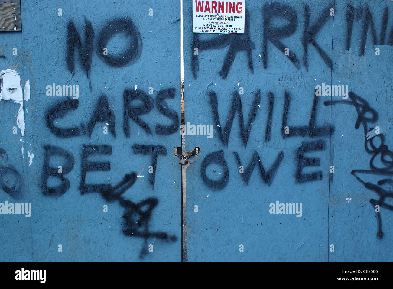 Misspelled sign hi-res stock photography and images - Alamy