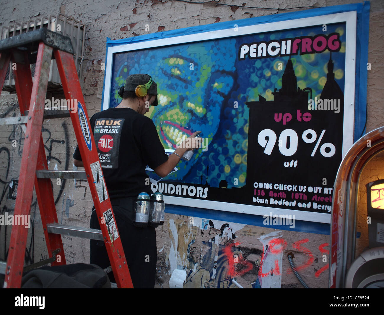 Sign painter working on advertisement, Brooklyn, New York Stock Photo ...