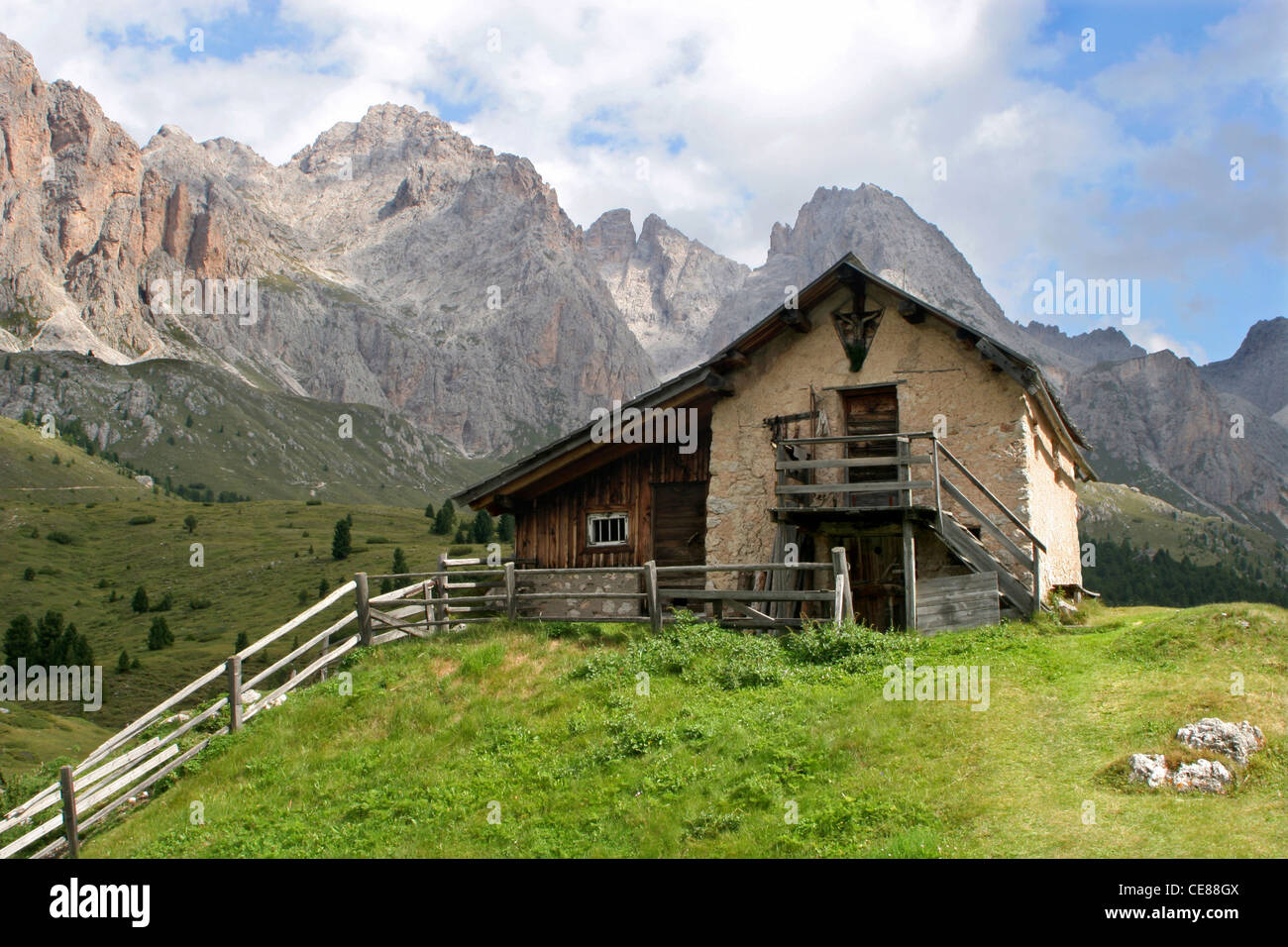 Dolomite - old chalet in Geisler group Stock Photo - Alamy