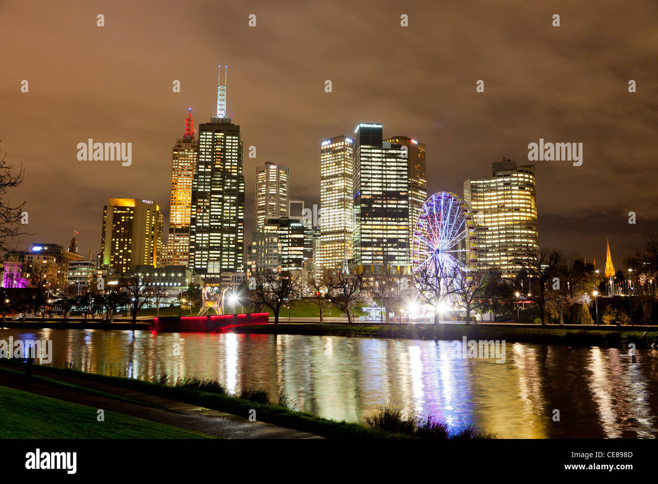 Melbourne city skyline hi-res stock photography and images - Alamy