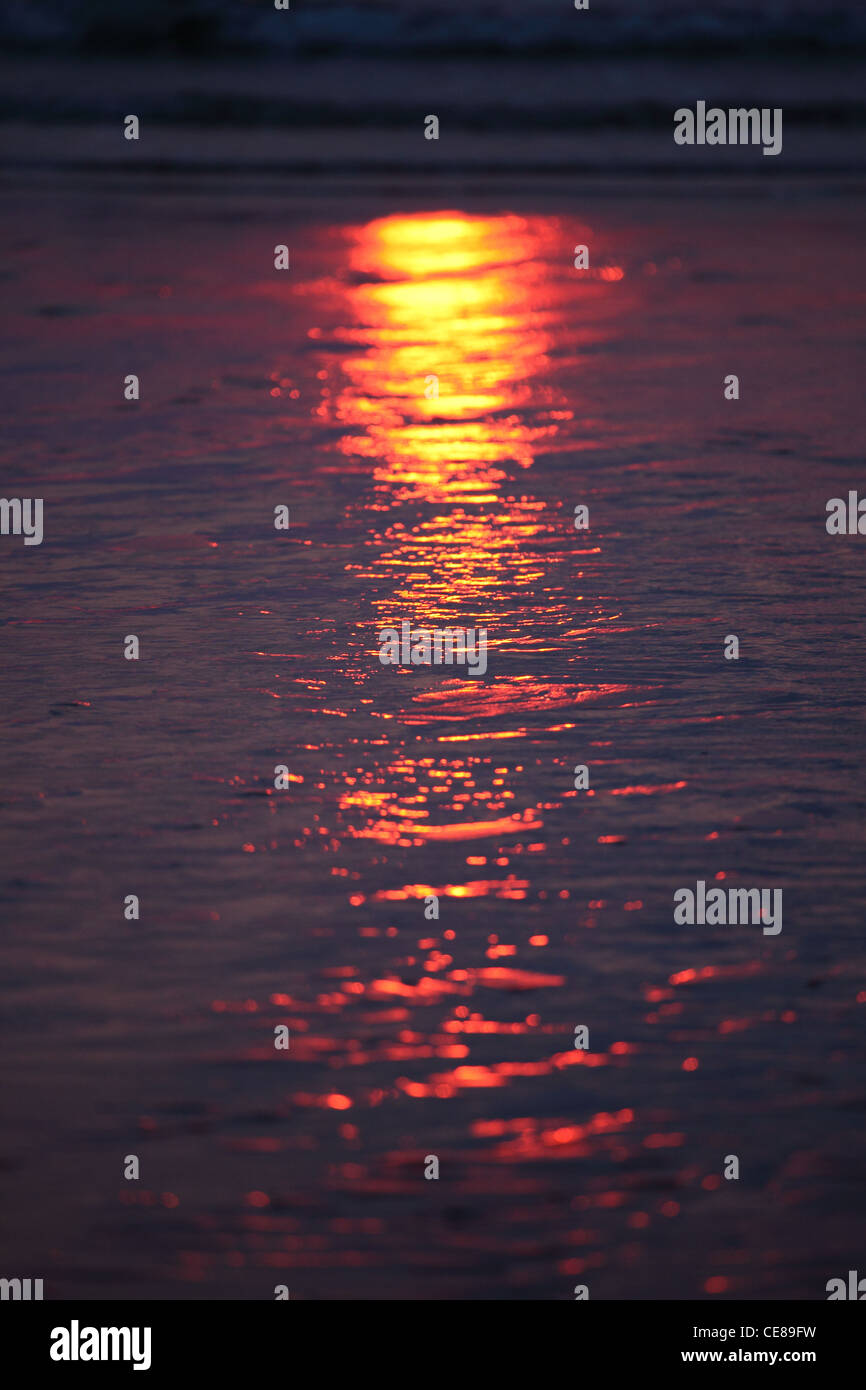 Sun reflect hi-res stock photography and images - Alamy