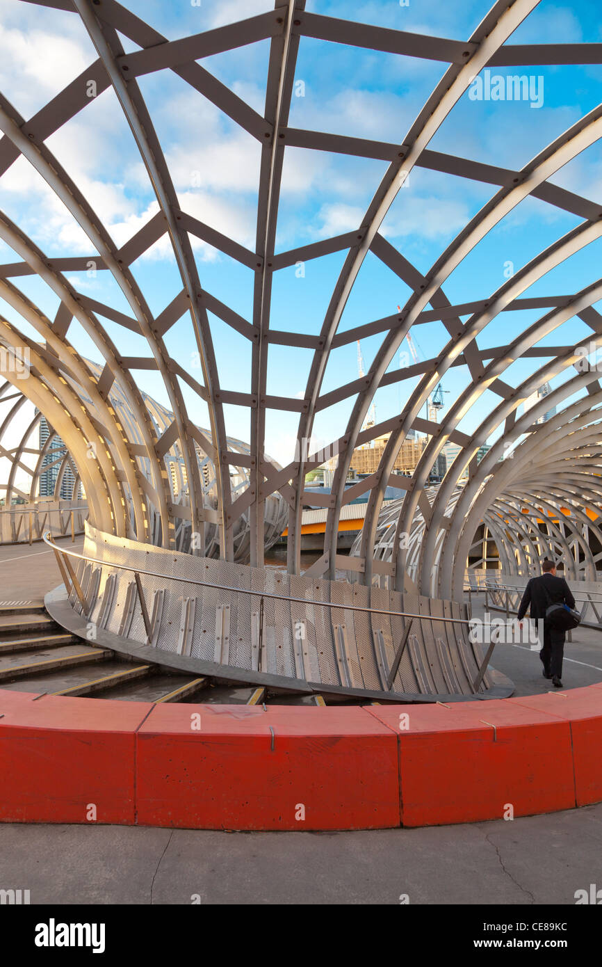 Webb Bridge in Melbourne Docklands Stock Photo - Alamy