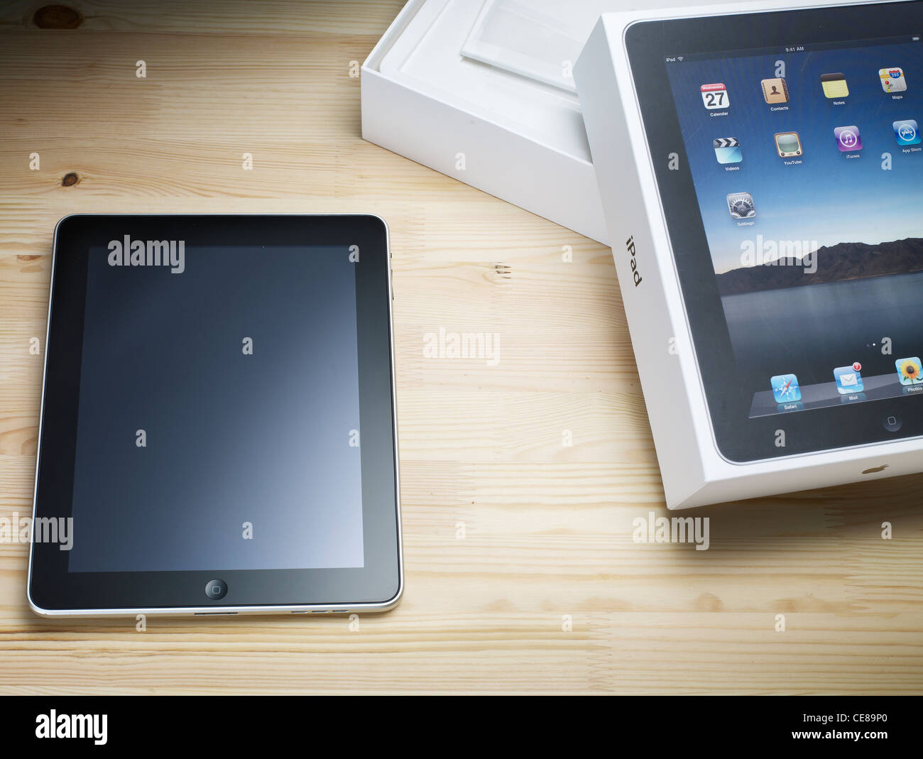 Tablet packaging hi-res stock photography and images - Alamy