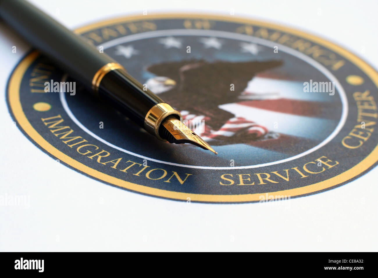 U s citizenship and immigration service hi-res stock photography and ...
