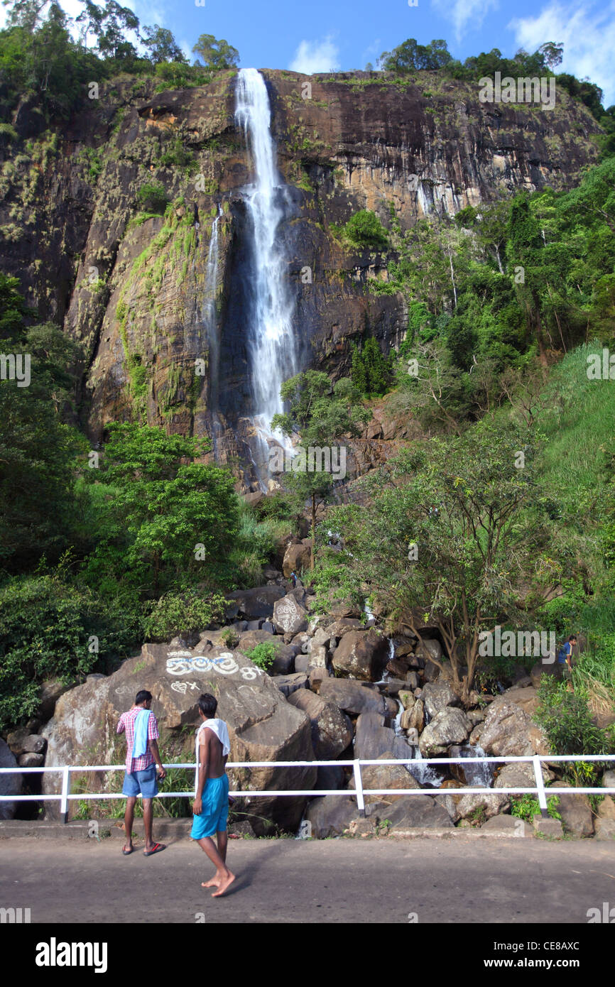 Diyaluma falls sri lanka hi-res stock photography and images - Alamy