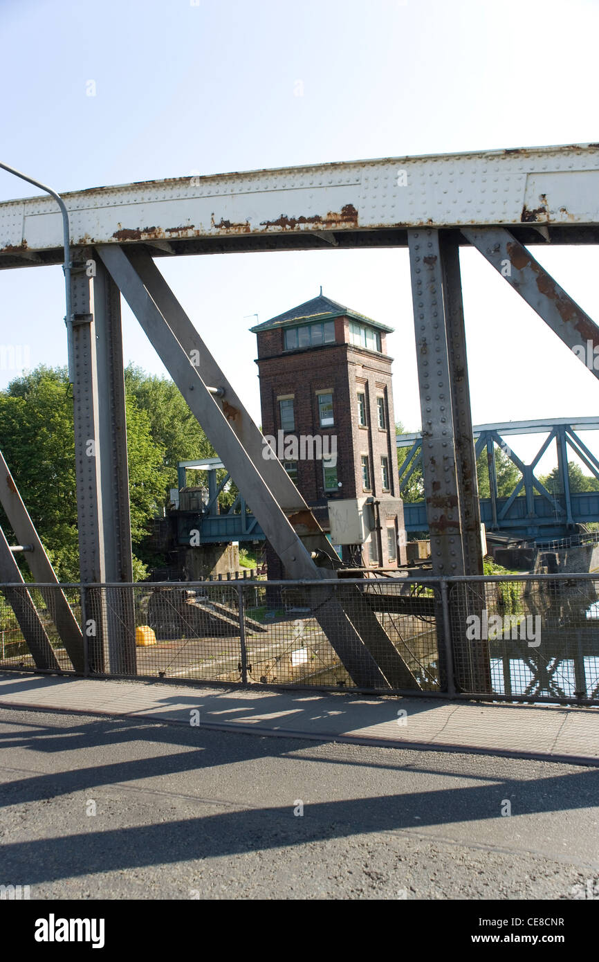 Barton Bridge over the Manchester Ship Canal, Manchester Stock Photo ...