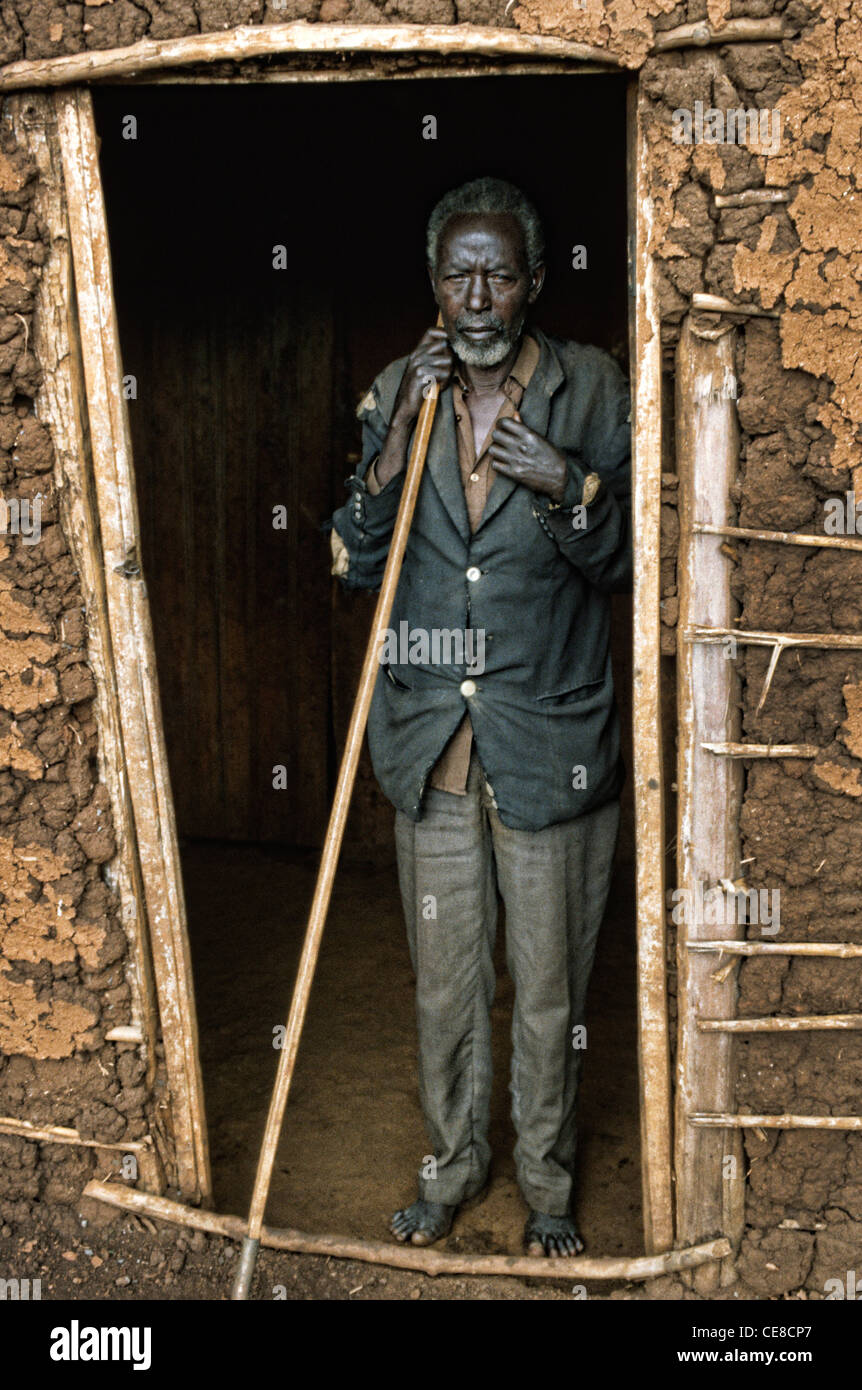 Tutsi woman hi-res stock photography and images - Alamy