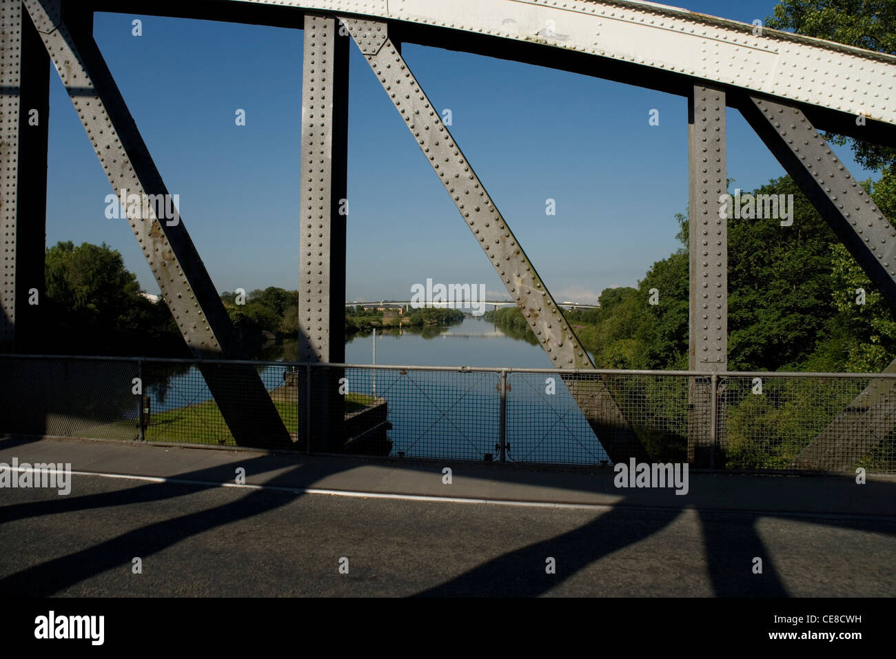 M60 Bridge over the Manchester Ship Canal from Barton Bridge ...