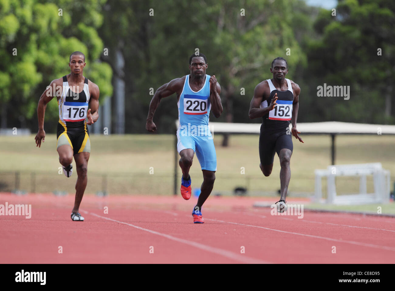 100 meters track hi-res stock photography and images - Alamy
