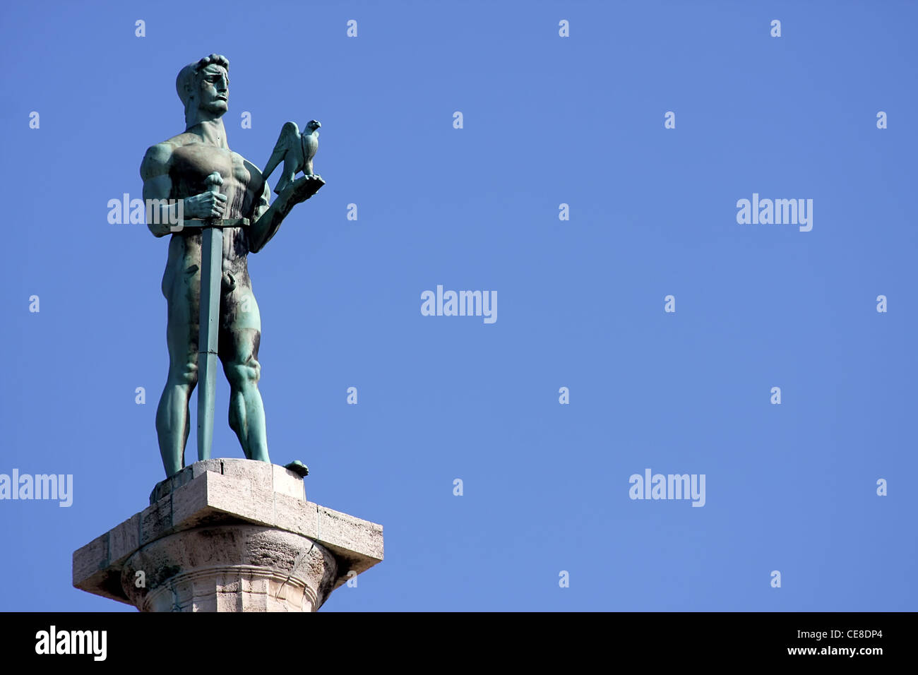 Statue of victory belgrade hi-res stock photography and images - Alamy