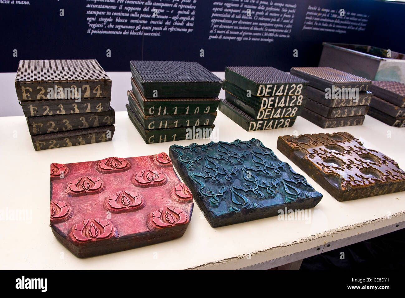 Handblock printing hi-res stock photography and images - Alamy