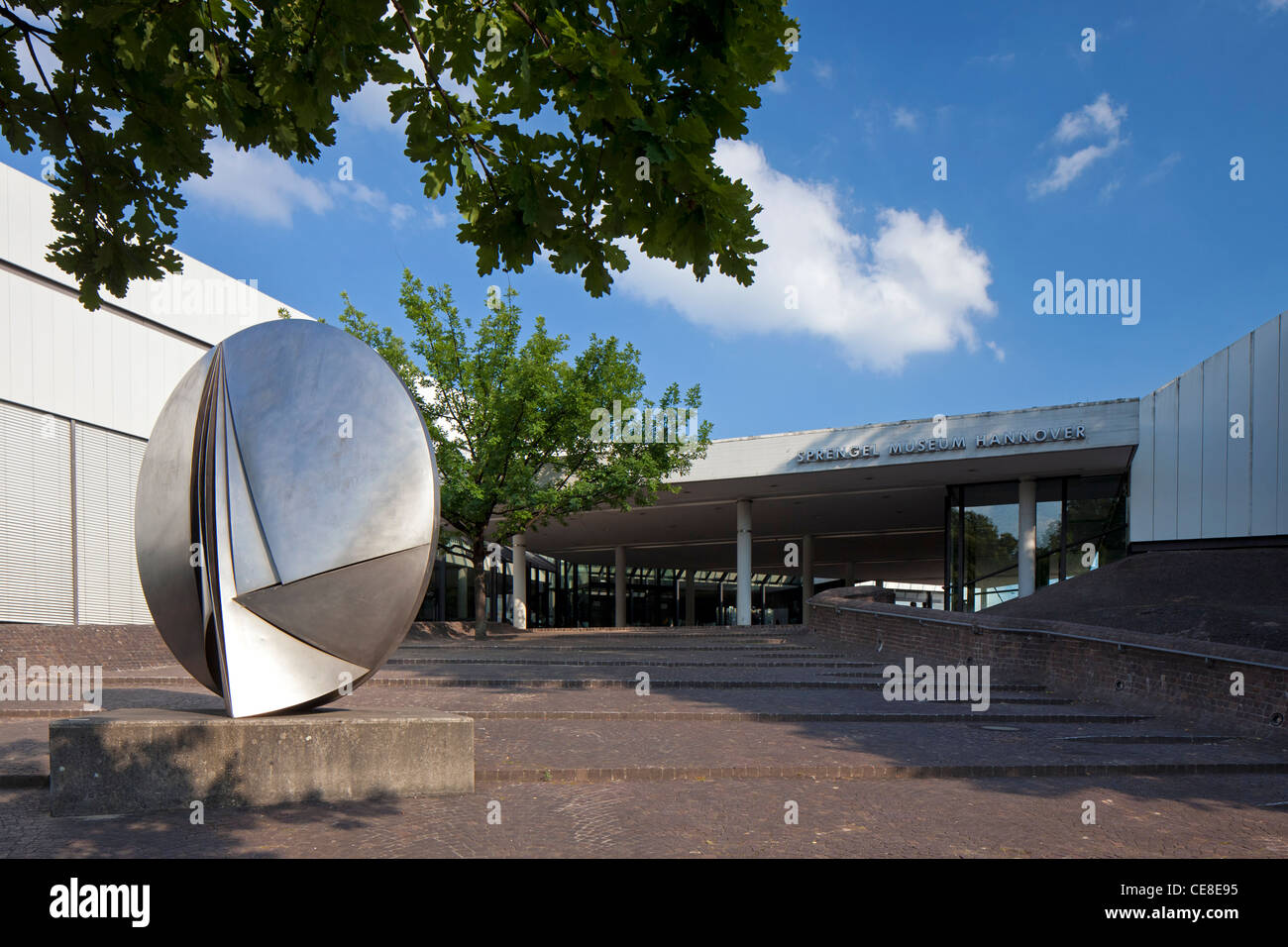 The Sprengel Museum Hannover of modern art in Hanover, Lower Saxony ...