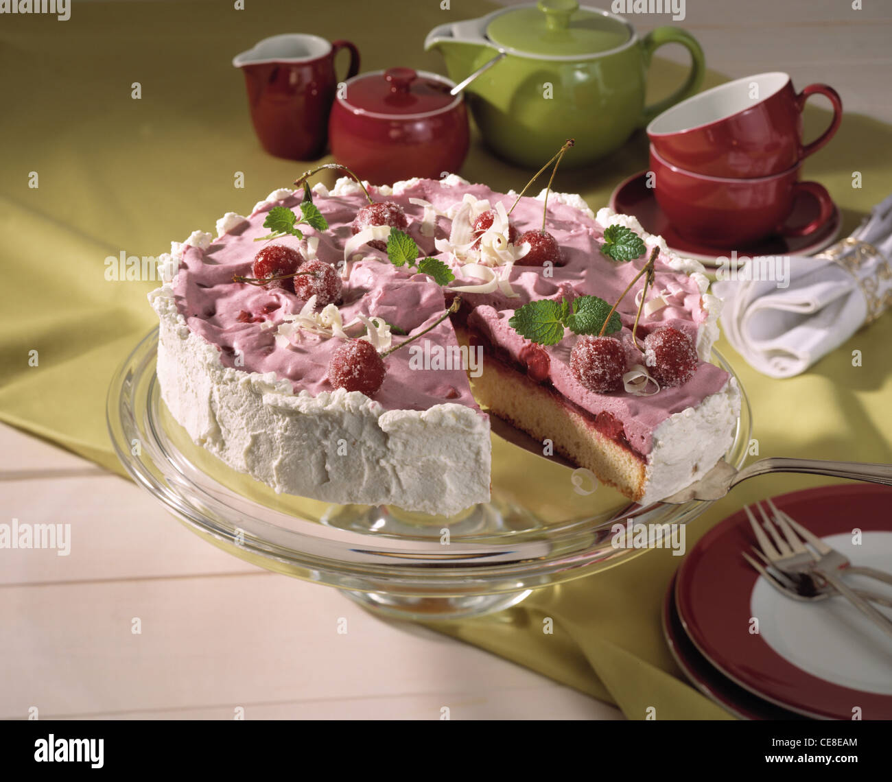 Cardinal eggs hi-res stock photography and images - Alamy