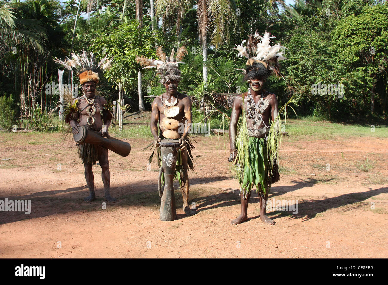 Papua new guinea tribe hi-res stock photography and images - Alamy