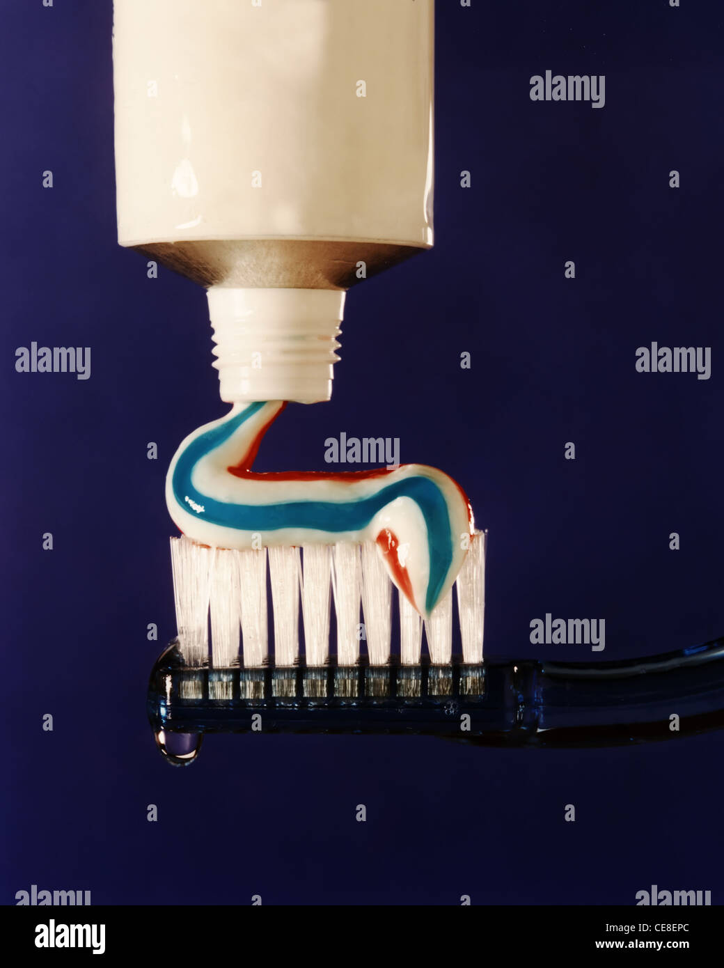 Striped toothpaste and tube hi-res stock photography and images - Alamy