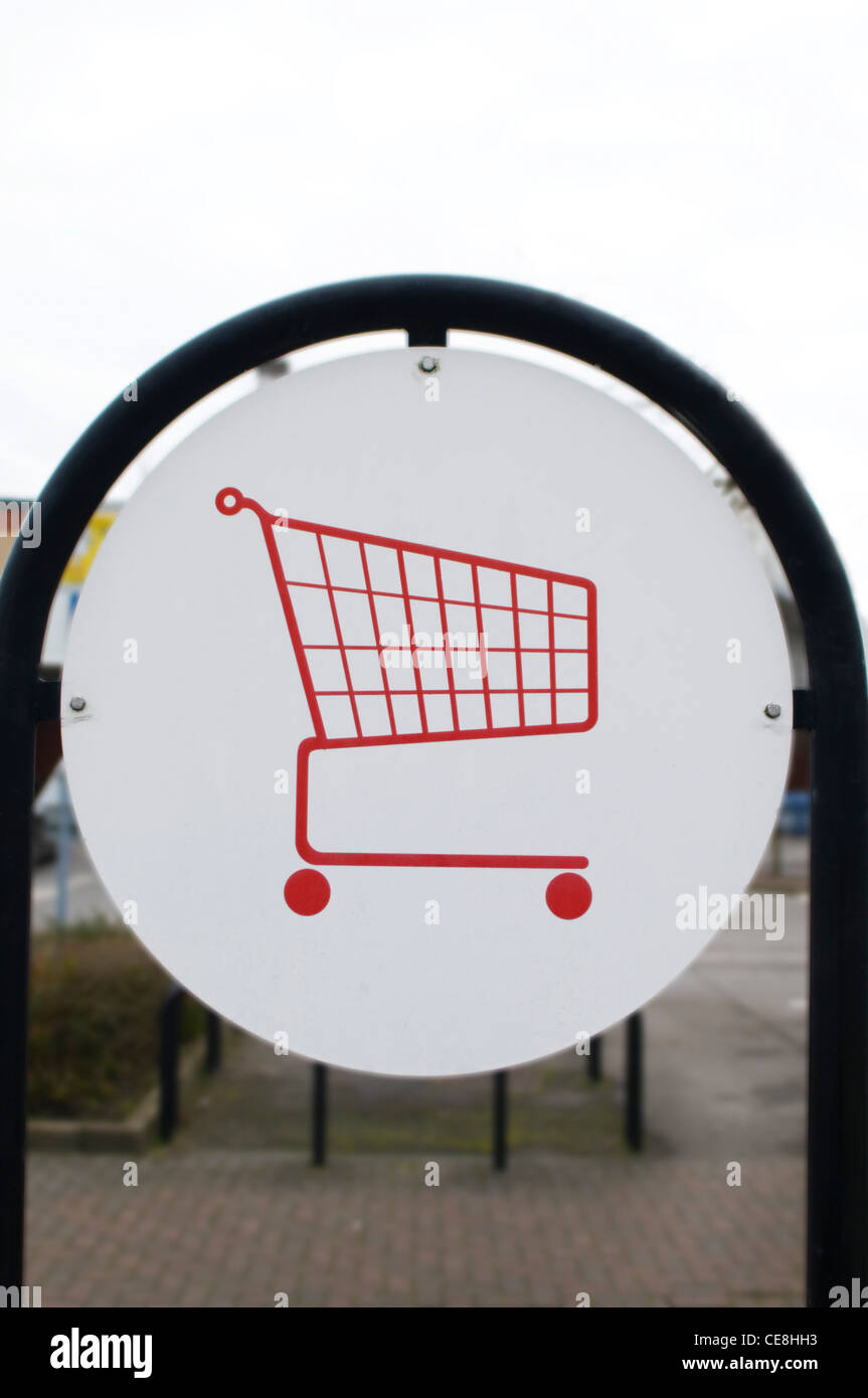 Shopping trolley sign hi-res stock photography and images - Alamy