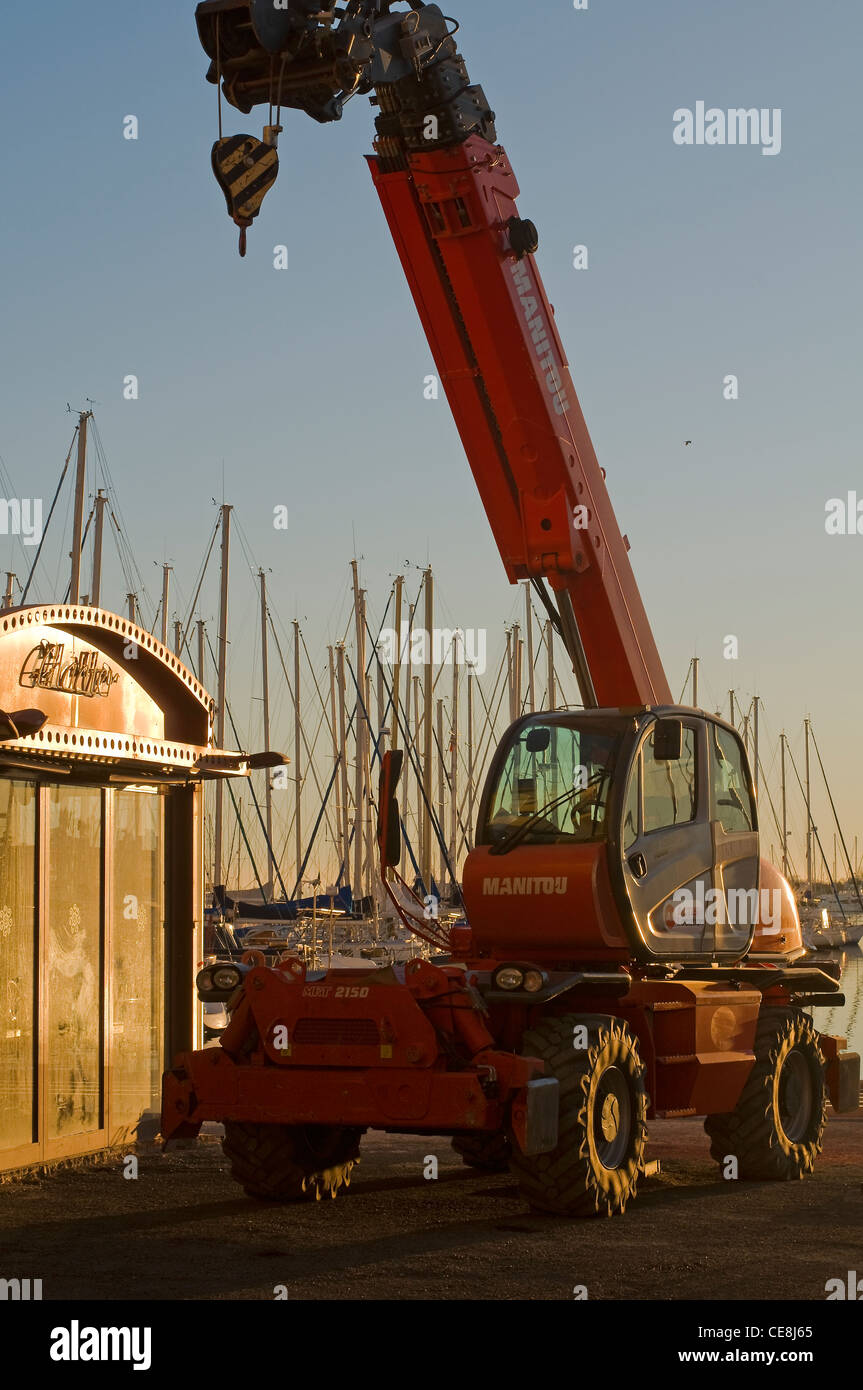 Manitou telescopic handler hi-res stock photography and images - Alamy