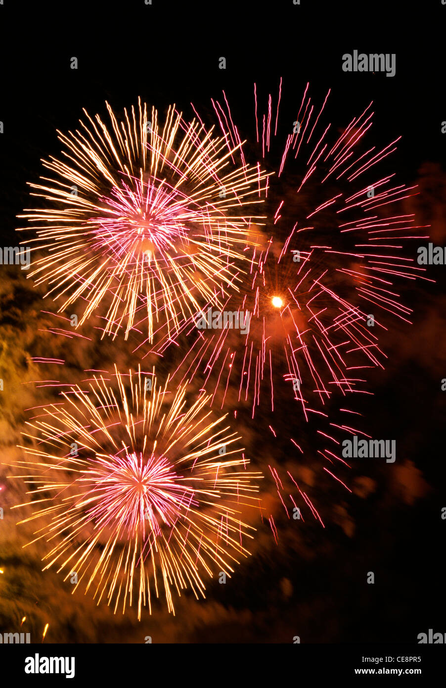 Fireworks crackers hi-res stock photography and images - Alamy