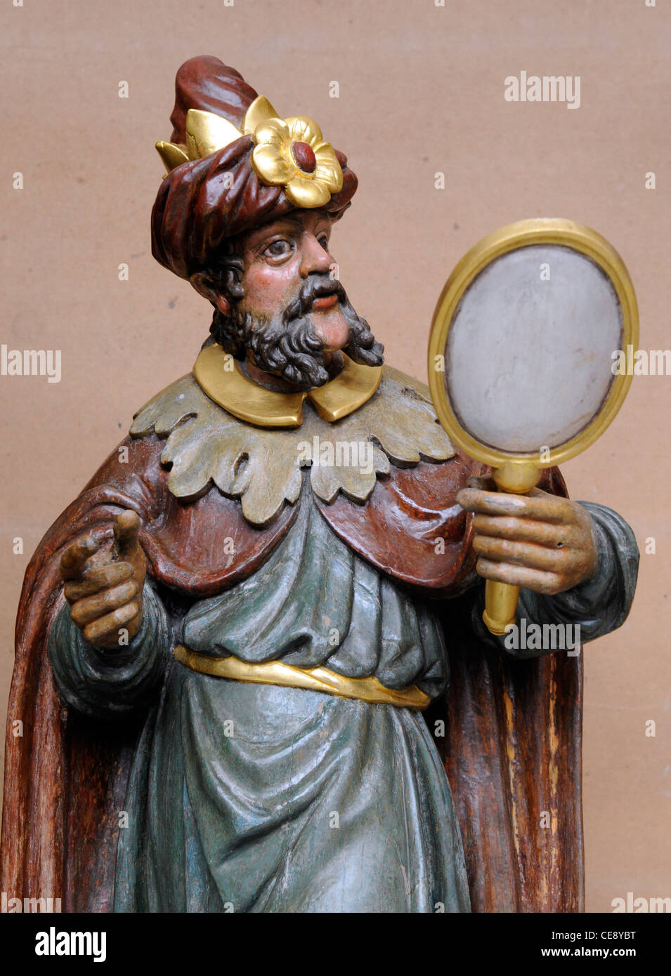 The Vain Man - the statue from the unique 600-year-old astronomical ...